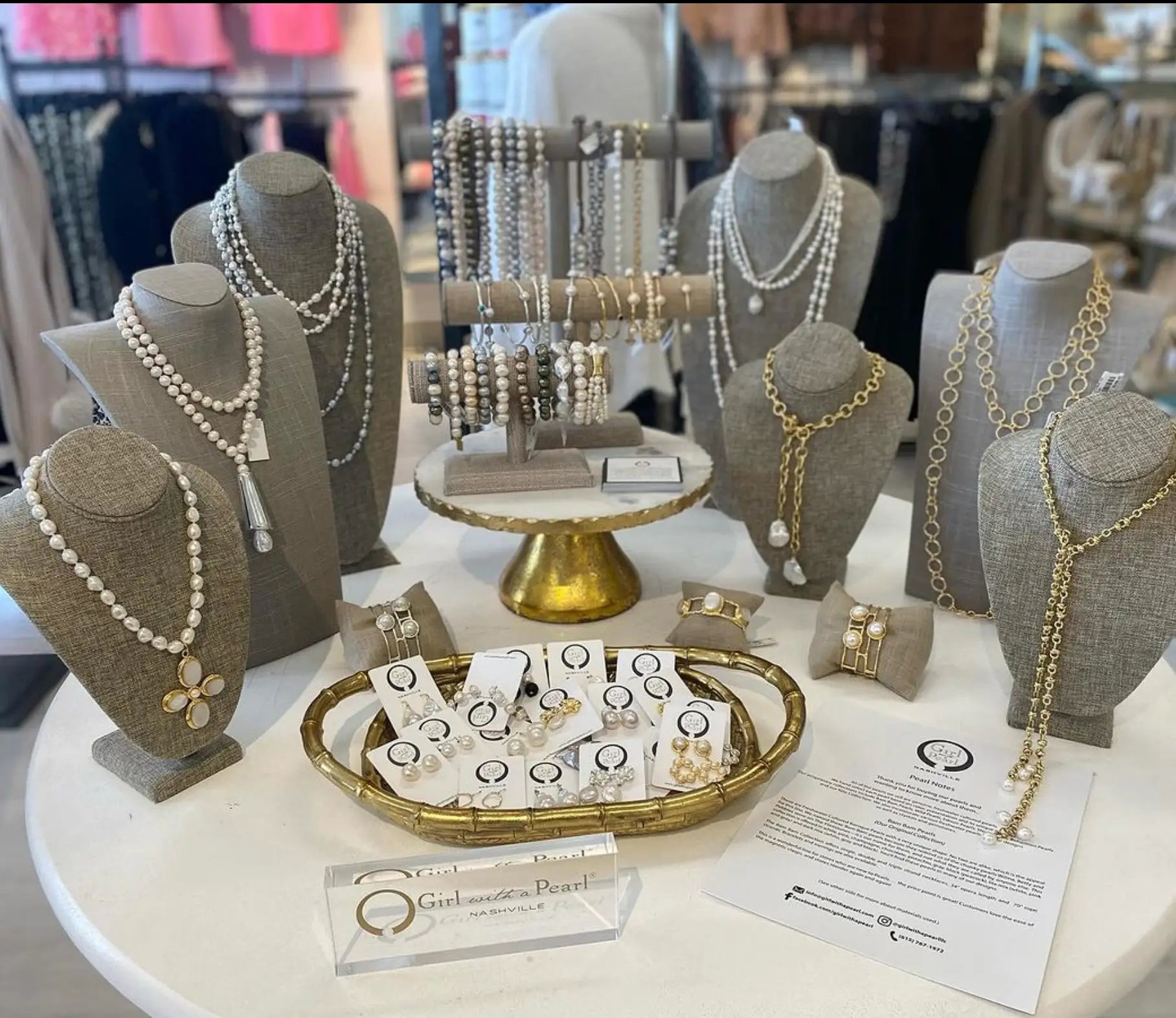 girl-with-a-pearl.webp?v=1746114028